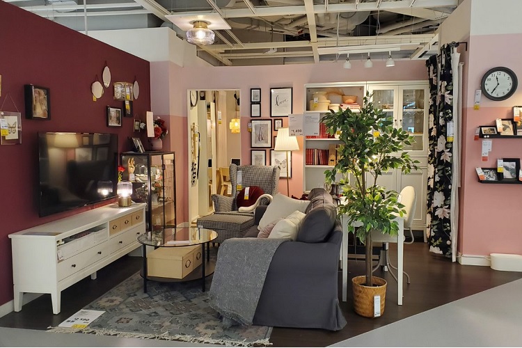 Store Showroom Inspiration